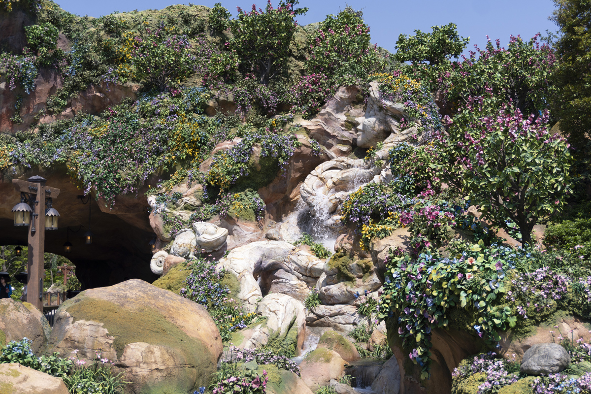 DisneySea Fantasy Springs Review. Disney’s Incredible $2.1 Billion ...