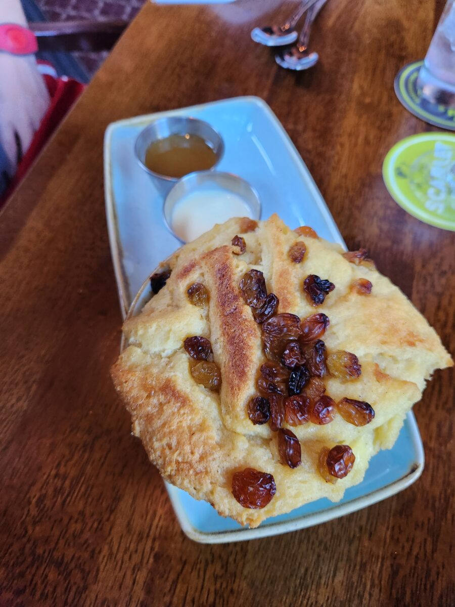 Raglan Road Is a Rollicking Good Time – And the Food Is Good Too ...