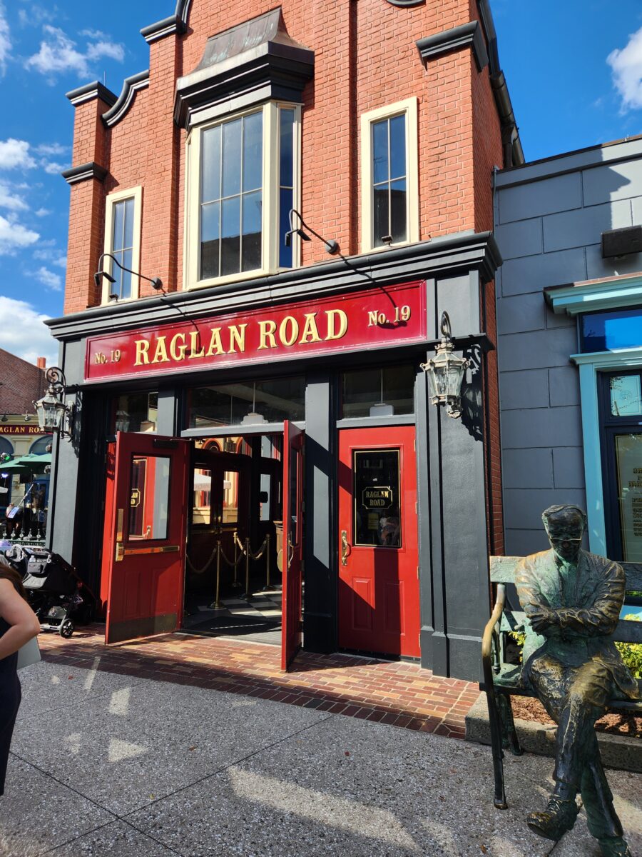 Raglan Road Is a Rollicking Good Time – And the Food Is Good Too ...