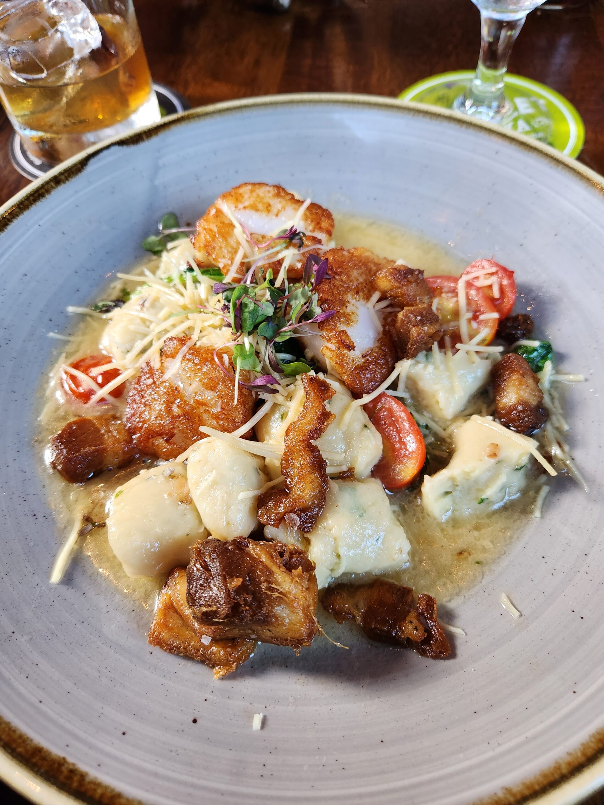 Raglan Road Is a Rollicking Good Time – And the Food Is Good Too ...