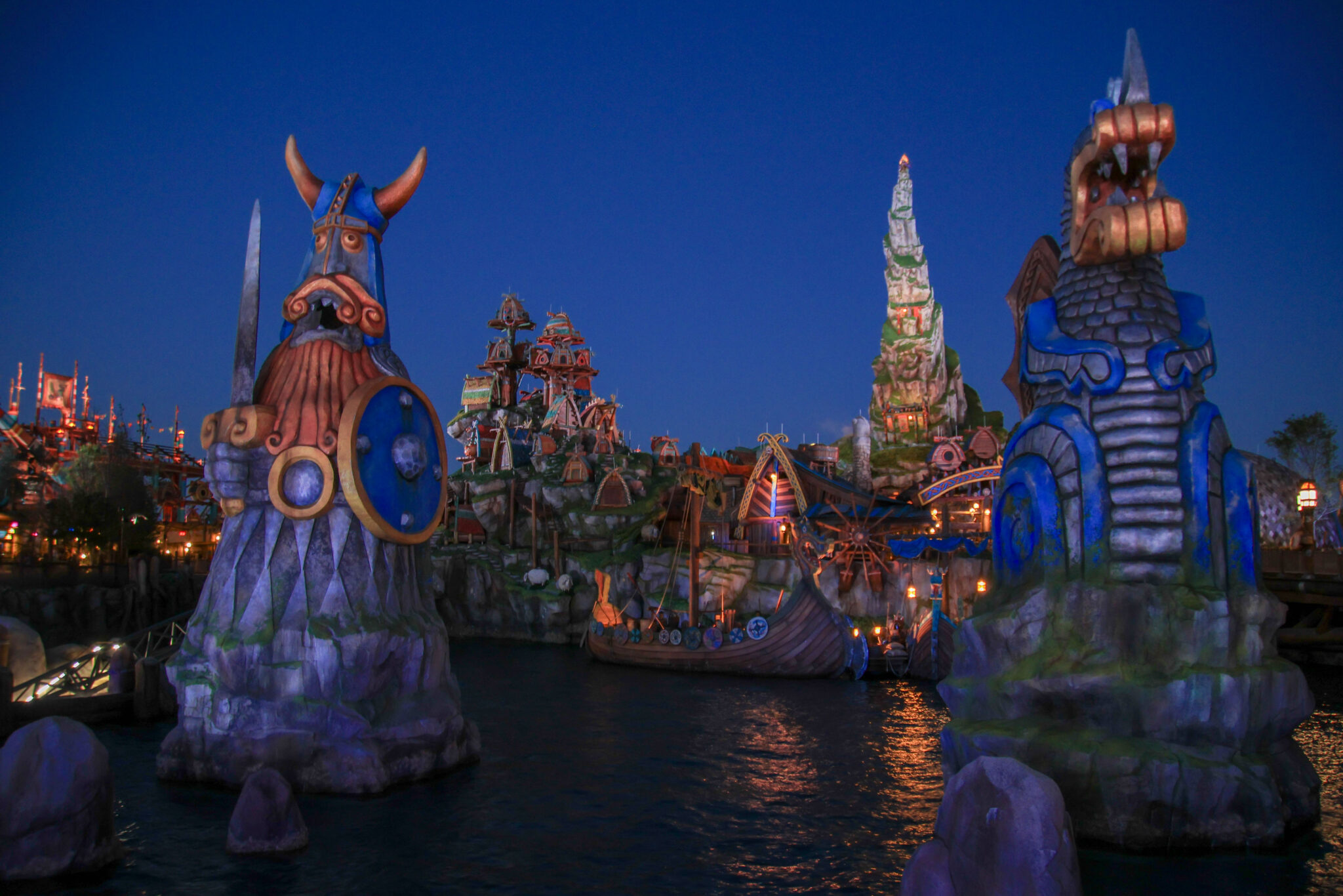 The SATURDAY SIX Looks at Our Favorite Pieces of Epic Universe ...