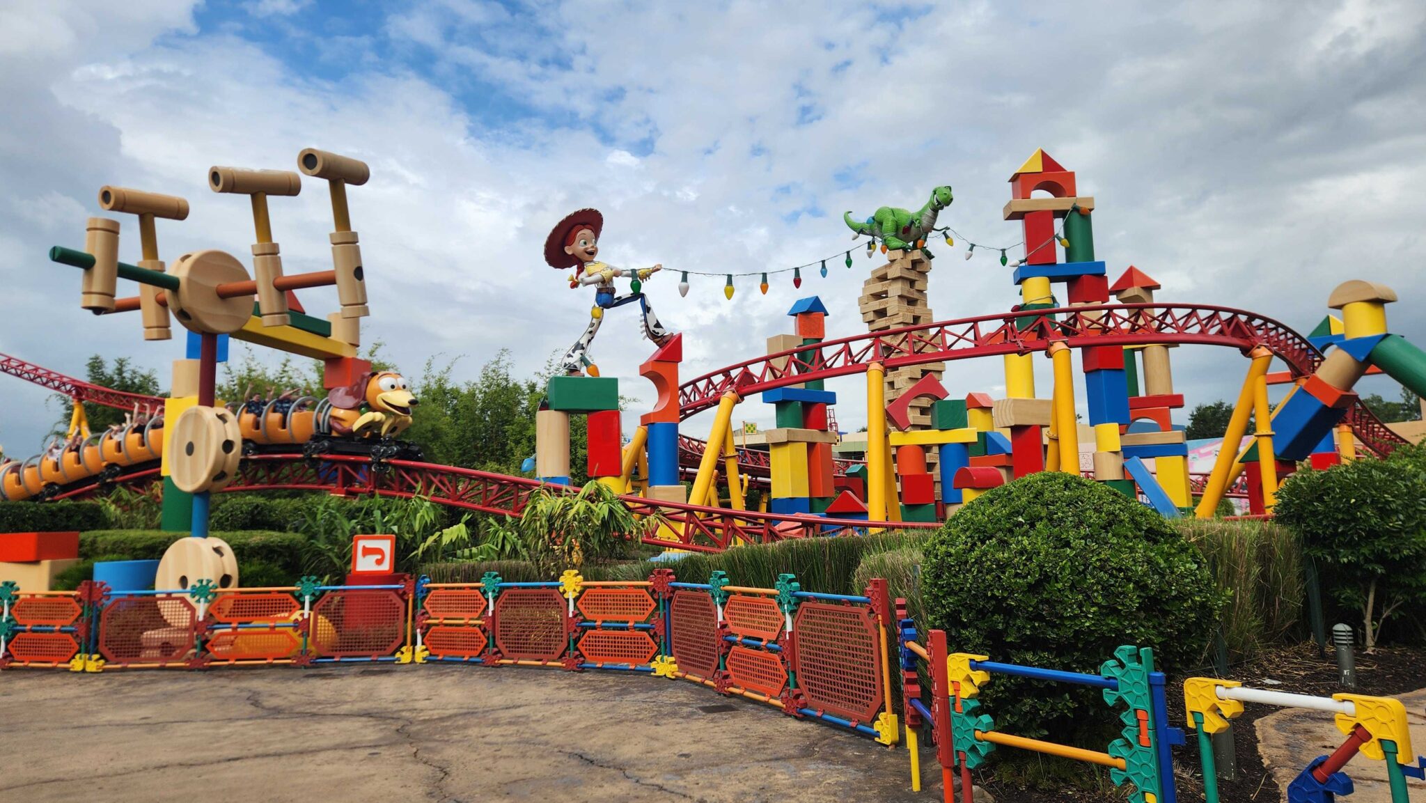 When To Ride Slinky Dog Dash | TouringPlans.com Blog