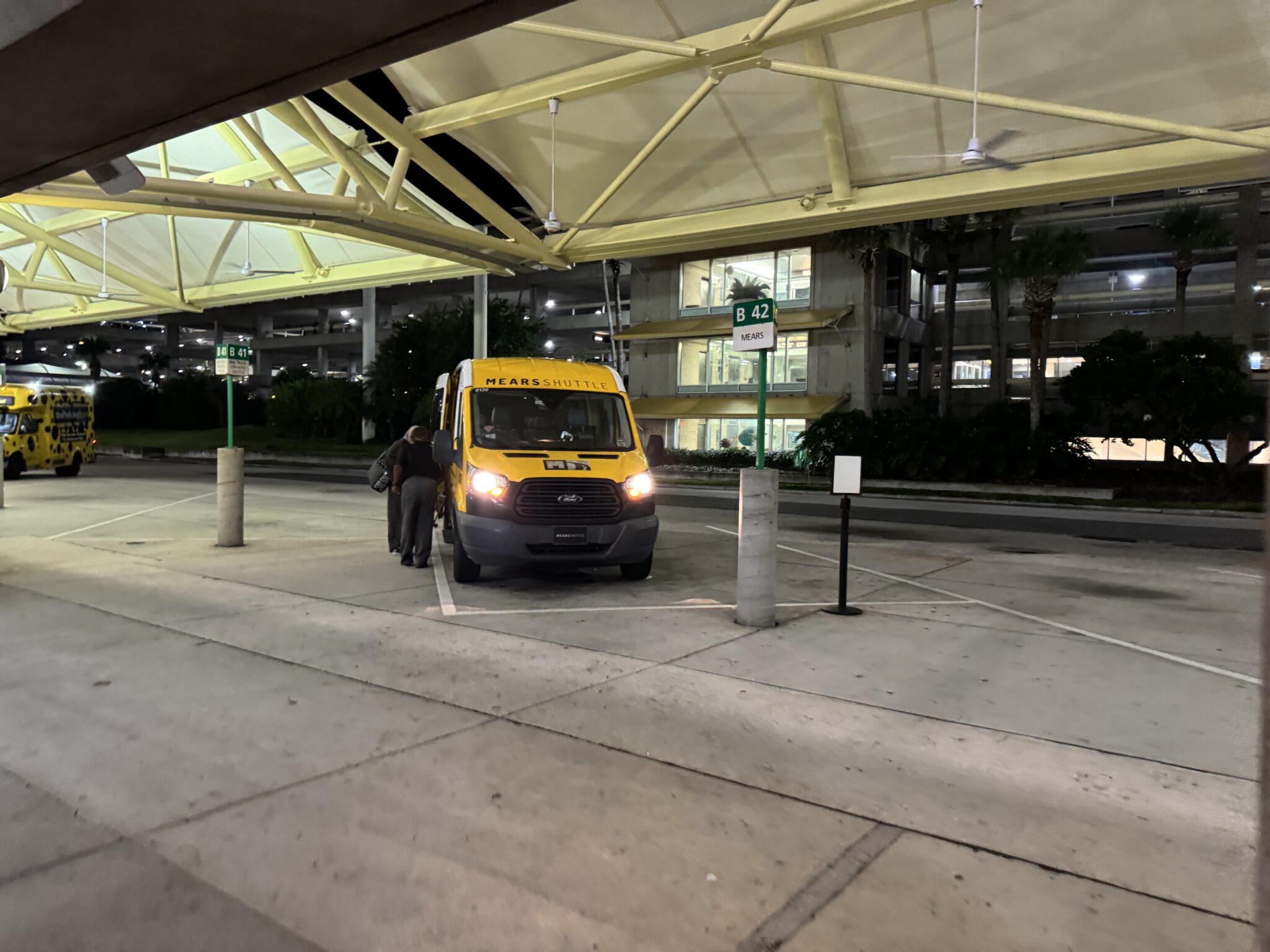 Mears Connect Standard – Late Night Arrival | TouringPlans.com Blog