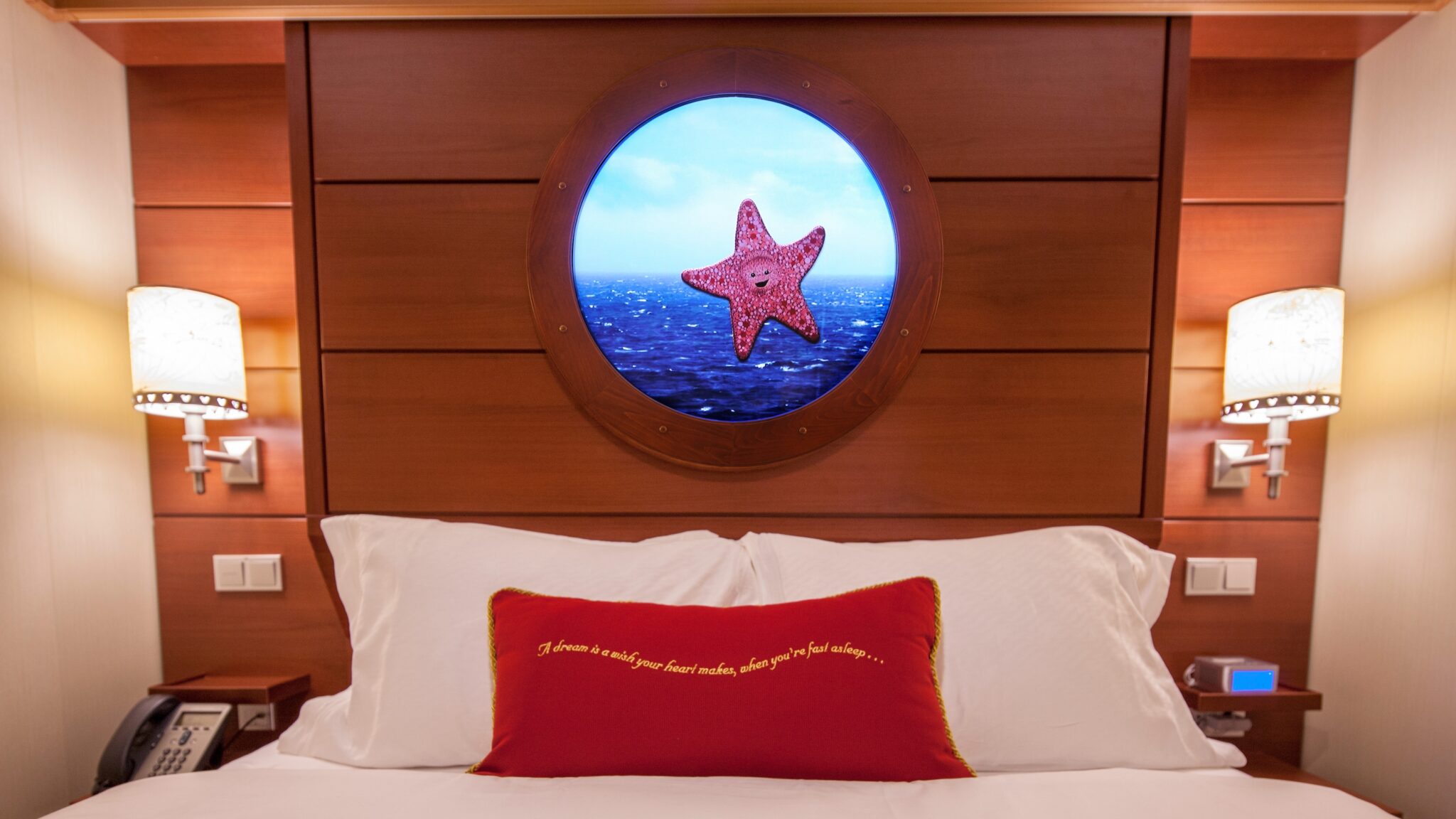 Disney Cruise Line in a Jiffy: What is a Magical Porthole? | TouringPlans.com Blog
