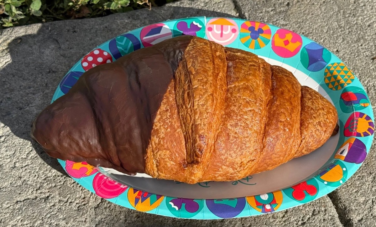 Snacks in the France Pavilion | TouringPlans.com Blog